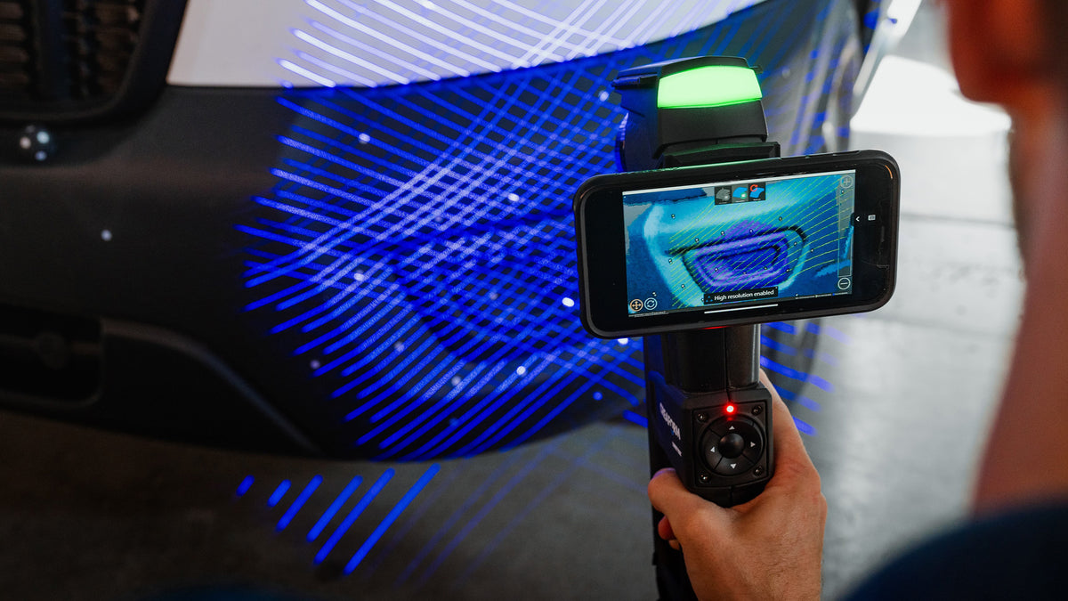 Creaform HandySCAN BLACKª | Elite Portable 3D Laser Scanner