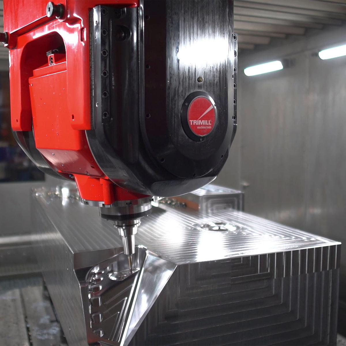 TRIMILL VS 1614 5-Axis Milling Center